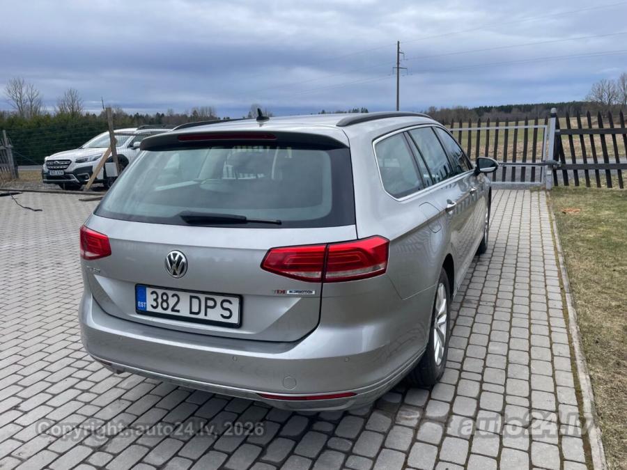 Grey Volkswagen Passat 2017 in Tallinn, with an engine capacity of 1.60 L and mileage of 288 thousand km for 8700 €, photo 5 on AUTOMOTO.COM.LV