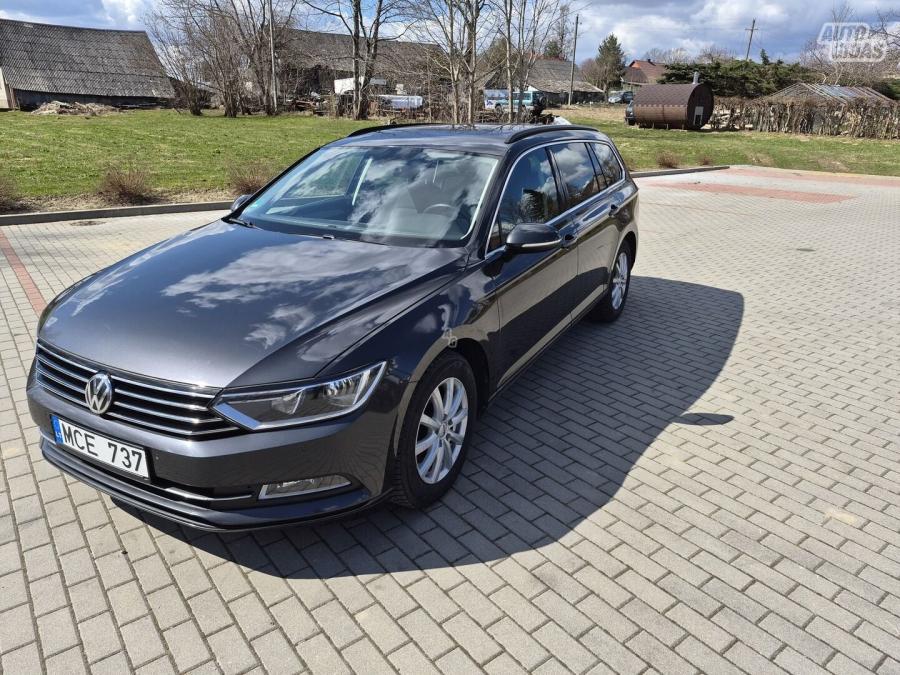 Grey Volkswagen Passat 2017 in Klaipeda, with an engine capacity of 2.00 L and mileage of 176 thousand km for 11500 €, photo 7 on AUTOMOTO.COM.LV