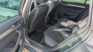 Grey Volkswagen Passat 2017 in Kaunas, with an engine capacity of 1.80 L and mileage of 197 thousand km for 11300 €, photo 12 on AUTOMOTO.COM.LV