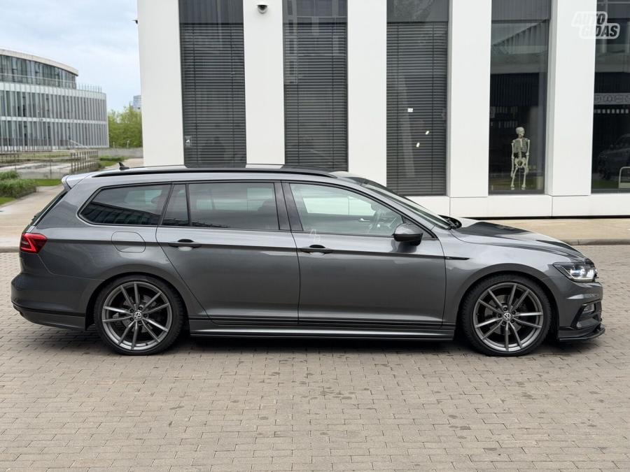 Grey Volkswagen Passat 2017 in Vilnius, with an engine capacity of 2.00 L and mileage of 280 thousand km for 14500 €, photo 8 on AUTOMOTO.COM.LV