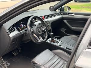 Grey Volkswagen Passat 2017 in Vilnius, with an engine capacity of 2.00 L and mileage of 280 thousand km for 14500 €, photo 10 on AUTOMOTO.COM.LV