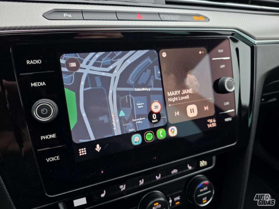 Grey Volkswagen Passat 2017 in Vilnius, with an engine capacity of 2.00 L and mileage of 280 thousand km for 14500 €, photo 16 on AUTOMOTO.COM.LV