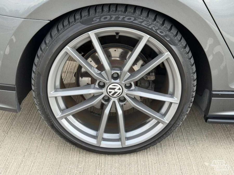 Grey Volkswagen Passat 2017 in Vilnius, with an engine capacity of 2.00 L and mileage of 280 thousand km for 14500 €, photo 21 on AUTOMOTO.COM.LV