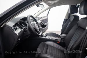 Grey Volkswagen Passat 2017 in Tallinn, with an engine capacity of 2.00 L and mileage of 237 thousand km for 12999 €, photo 8 on AUTOMOTO.COM.LV