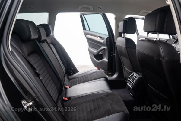 Grey Volkswagen Passat 2017 in Tallinn, with an engine capacity of 2.00 L and mileage of 237 thousand km for 12999 €, photo 9 on AUTOMOTO.COM.LV