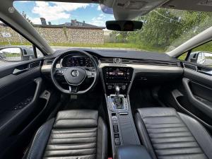 Grey Volkswagen Passat 2017 in Kaunas, with an engine capacity of 2.00 L and mileage of 175 thousand km for 15700 €, photo 9 on AUTOMOTO.COM.LV