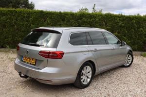 Grey Volkswagen Passat 2017 in Alytus, with an engine capacity of 1.60 L and mileage of 294 thousand km for 7950 €, photo 5 on AUTOMOTO.COM.LV