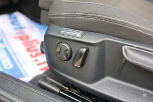 Grey Volkswagen Passat 2017 in Alytus, with an engine capacity of 1.60 L and mileage of 294 thousand km for 7950 €, photo 20 on AUTOMOTO.COM.LV