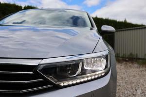 Grey Volkswagen Passat 2017 in Alytus, with an engine capacity of 1.60 L and mileage of 294 thousand km for 7950 €, photo 28 on AUTOMOTO.COM.LV