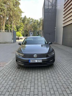 Pelēks Volkswagen Passat 2017 Alīta, ar dzinēja tilpumu 1.60 L un nobraukumu 329 tūkst. km par 8700 €, foto 3 vietnē AUTOMOTO.COM.LV