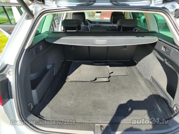 Grey Volkswagen Passat 2017 in Tartu, with an engine capacity of 2.00 L and mileage of 212 thousand km for 16000 €, photo 10 on AUTOMOTO.COM.LV