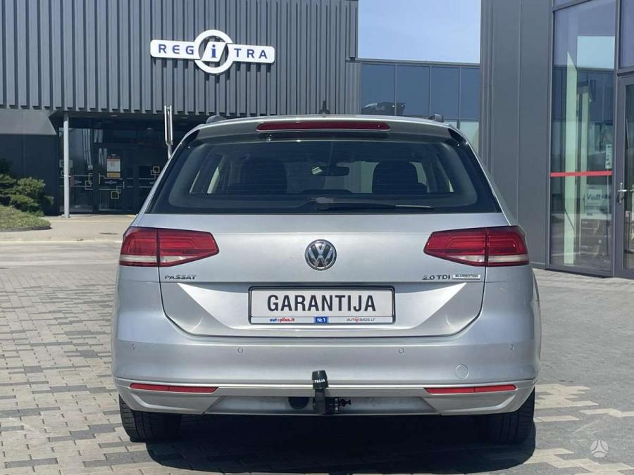 Pelēks Volkswagen Passat 2017 Šauļi, ar dzinēja tilpumu 2.00 L un nobraukumu 267 tūkst. km par 10500 €, foto 6 vietnē AUTOMOTO.COM.LV