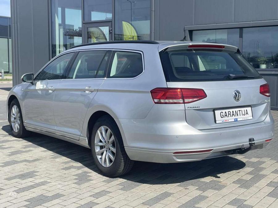 Pelēks Volkswagen Passat 2017 Šauļi, ar dzinēja tilpumu 2.00 L un nobraukumu 267 tūkst. km par 10500 €, foto 7 vietnē AUTOMOTO.COM.LV