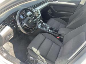 Pelēks Volkswagen Passat 2017 Šauļi, ar dzinēja tilpumu 2.00 L un nobraukumu 267 tūkst. km par 10500 €, foto 10 vietnē AUTOMOTO.COM.LV