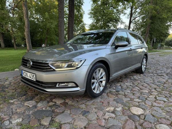 Grey Volkswagen Passat 2017 in Kaunas, with an engine capacity of 1.40 L and mileage of 184 thousand km for 11900 €, photo 1 on AUTOMOTO.COM.LV