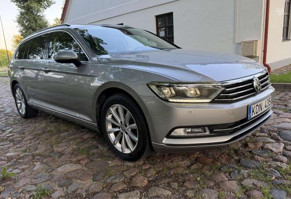 Grey Volkswagen Passat 2017 in Kaunas, with an engine capacity of 1.40 L and mileage of 184 thousand km for 11900 €, photo 3 on AUTOMOTO.COM.LV
