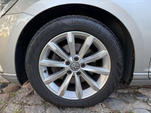 Pelēks Volkswagen Passat 2017 Kauņa, ar dzinēja tilpumu 1.40 L un nobraukumu 184 tūkst. km par 11900 €, foto 21 vietnē AUTOMOTO.COM.LV