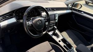 Grey Volkswagen Passat 2017 in Marijampole, with an engine capacity of 2.00 L and mileage of 262 thousand km for 9650 €, photo 12 on AUTOMOTO.COM.LV