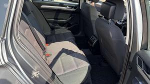 Grey Volkswagen Passat 2017 in Marijampole, with an engine capacity of 2.00 L and mileage of 262 thousand km for 9650 €, photo 21 on AUTOMOTO.COM.LV