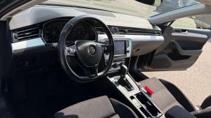 Grey Volkswagen Passat 2017 in Marijampole, with an engine capacity of 2.00 L and mileage of 262 thousand km for 9650 €, photo 27 on AUTOMOTO.COM.LV