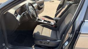 Grey Volkswagen Passat 2017 in Marijampole, with an engine capacity of 2.00 L and mileage of 262 thousand km for 9650 €, photo 28 on AUTOMOTO.COM.LV