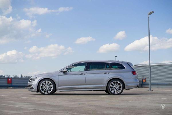 Серый Фольксваген Пассат 2017 в Вильнюс, объемом двигателя 1.98 л и пробегом 212 тыс. км за 14350 €, фото 4 на AUTOMOTO.COM.LV