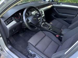 Pelēks Volkswagen Passat 2017 Utena, ar dzinēja tilpumu 2.00 L un nobraukumu 202 tūkst. km par 9450 €, foto 18 vietnē AUTOMOTO.COM.LV
