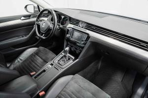 Pelēks Volkswagen Passat 2017 Tallina, ar dzinēja tilpumu 2.00 L un nobraukumu 188 tūkst. km par 14900 €, foto 8 vietnē AUTOMOTO.COM.LV