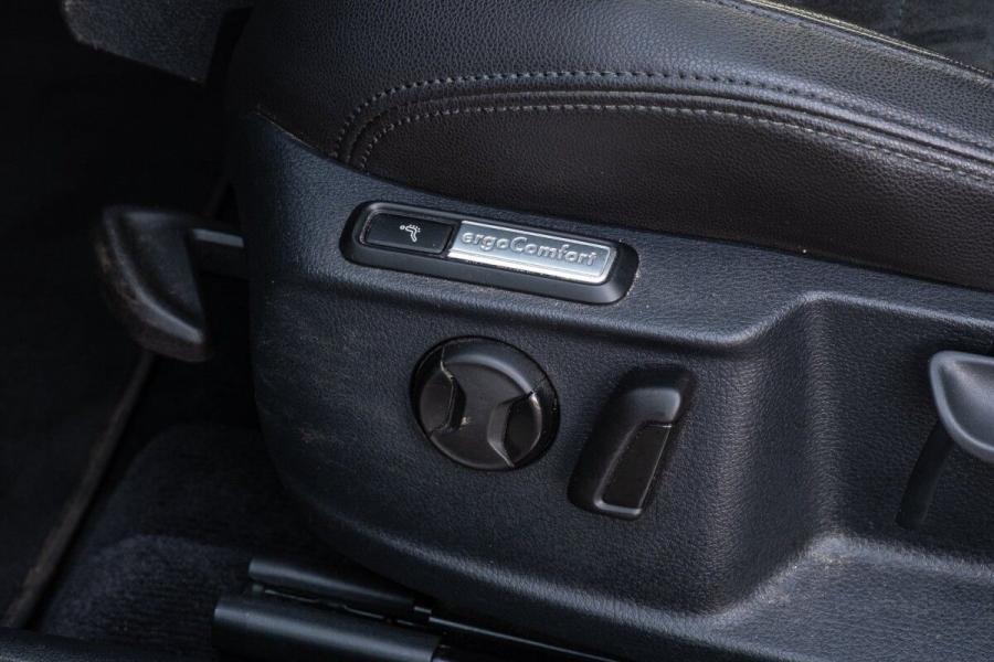 Pelēks Volkswagen Passat 2017 Rīga, ar dzinēja tilpumu 2.00 L un nobraukumu 174 tūkst. km par 10950 €, foto 16 vietnē AUTOMOTO.COM.LV