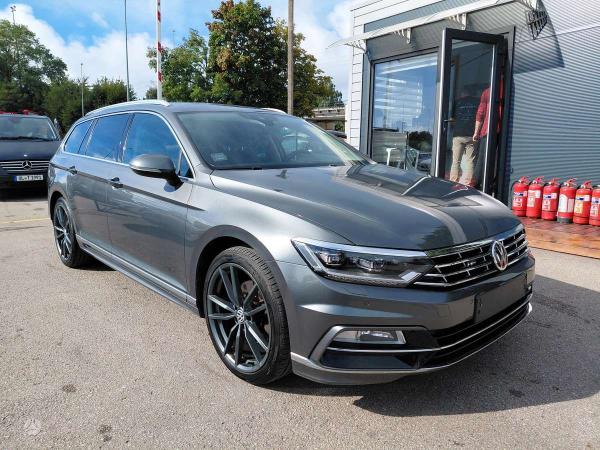 Grey Volkswagen Passat 2017 in Klaipeda, with an engine capacity of 1.97 L and mileage of 270 thousand km for 9850 €, photo 8 on AUTOMOTO.COM.LV