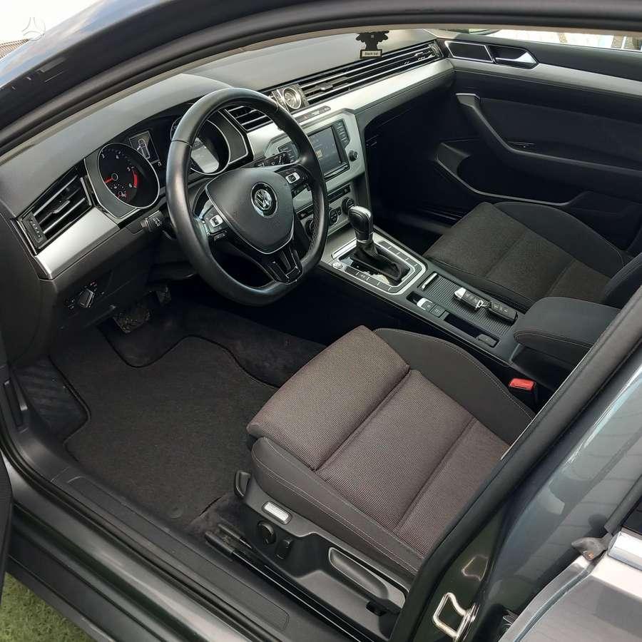 Pelēks Volkswagen Passat 2017 Panevēža, ar dzinēja tilpumu 1.60 L un nobraukumu 250 tūkst. km par 8300 €, foto 9 vietnē AUTOMOTO.COM.LV