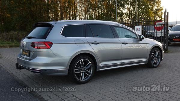 Volkswagen Passat 2017 in Tartu on AUTOMOTO.COM.LV Grey Volkswagen Passat 2017 in Tartu, with an engine capacity of 2.00 L and mileage of 235 thousand km for 14799 €, photo 9 on AUTOMOTO.COM.LV