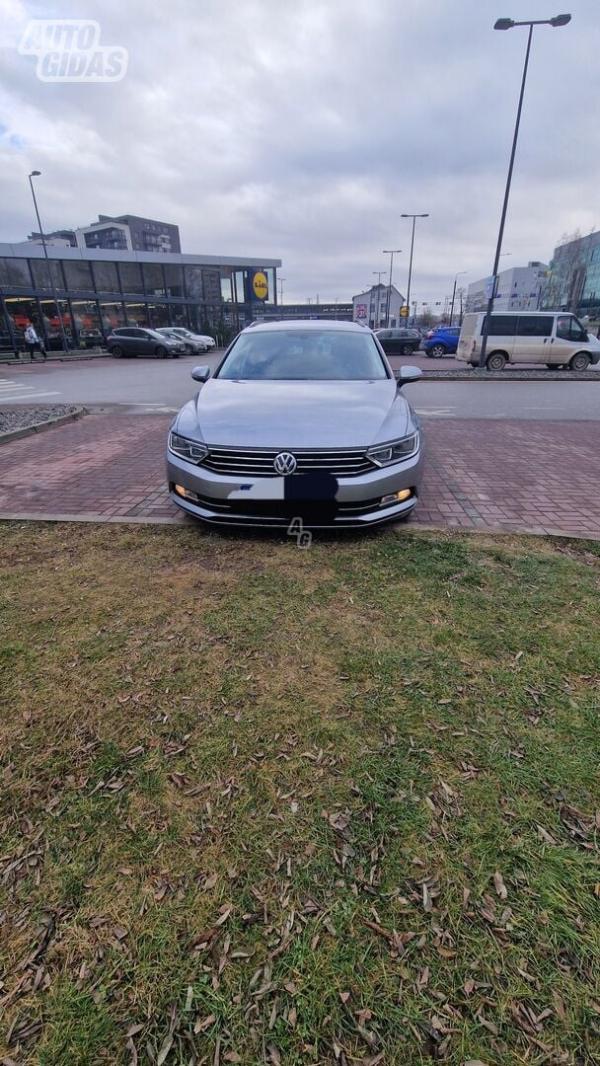 Grey Volkswagen Passat 2018 in Vilnius, with an engine capacity of 1.50 L and mileage of 126 thousand km for 13500 €, photo 4 on AUTOMOTO.COM.LV