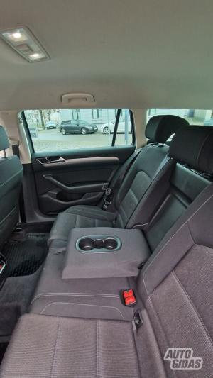 Pelēks Volkswagen Passat 2018 Viļņa, ar dzinēja tilpumu 1.50 L un nobraukumu 126 tūkst. km par 13500 €, foto 10 vietnē AUTOMOTO.COM.LV