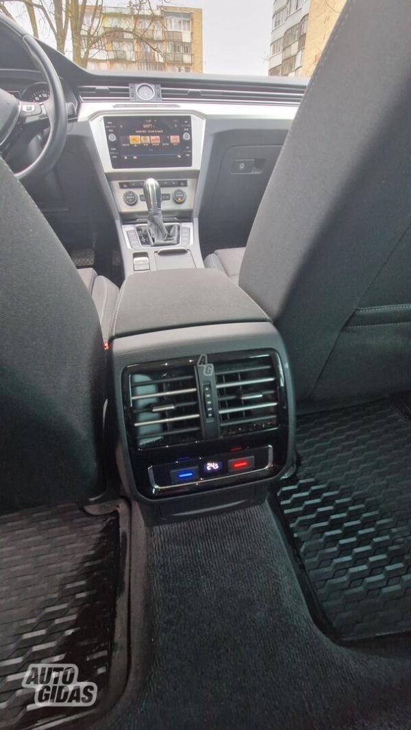 Grey Volkswagen Passat 2018 in Vilnius, with an engine capacity of 1.50 L and mileage of 126 thousand km for 13500 €, photo 10 on AUTOMOTO.COM.LV