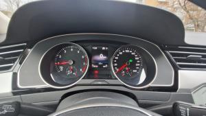 Pelēks Volkswagen Passat 2018 Viļņa, ar dzinēja tilpumu 1.50 L un nobraukumu 126 tūkst. km par 13500 €, foto 14 vietnē AUTOMOTO.COM.LV