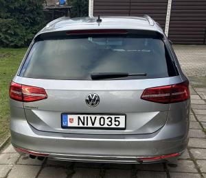 Grey Volkswagen Passat 2018 in Silute, with an engine capacity of 1.80 L and mileage of 162 thousand km for 15000 €, photo 2 on AUTOMOTO.COM.LV