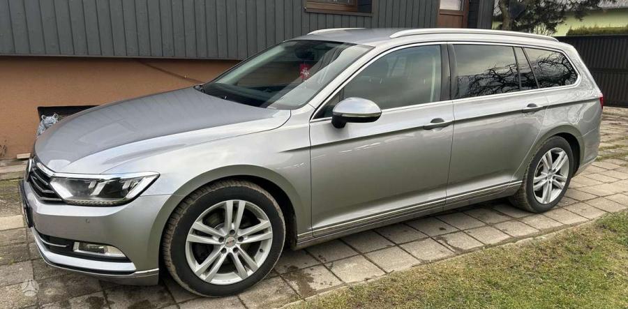 Grey Volkswagen Passat 2018 in Silute, with an engine capacity of 1.80 L and mileage of 162 thousand km for 15000 €, photo 3 on AUTOMOTO.COM.LV