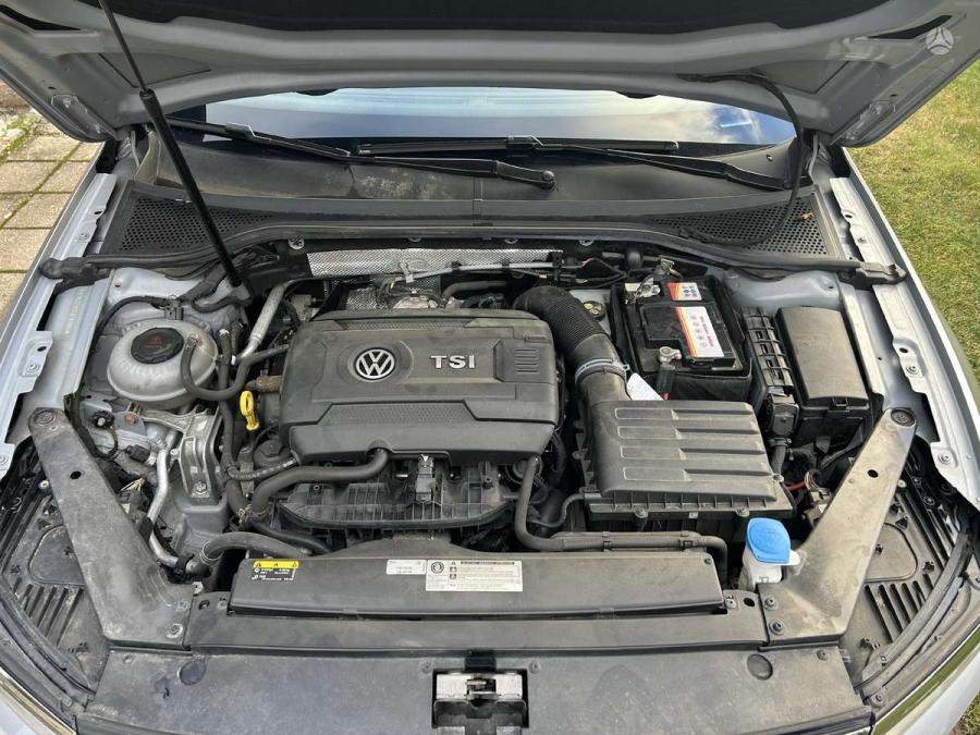 Grey Volkswagen Passat 2018 in Silute, with an engine capacity of 1.80 L and mileage of 162 thousand km for 15000 €, photo 12 on AUTOMOTO.COM.LV