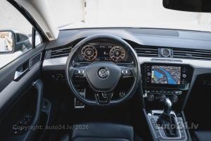 Grey Volkswagen Passat 2018 in Tartu, with an engine capacity of 2.00 L and mileage of 255 thousand km for 15499 €, photo 12 on AUTOMOTO.COM.LV