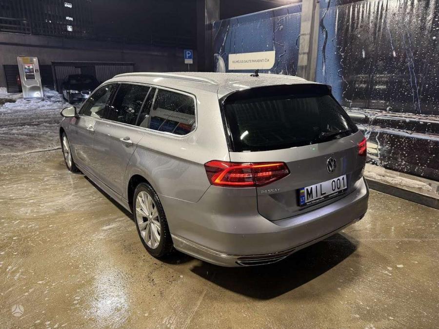 Pelēks Volkswagen Passat 2018 Viļņa, ar dzinēja tilpumu 1.60 L un nobraukumu 290 tūkst. km par 11750 €, foto 8 vietnē AUTOMOTO.COM.LV