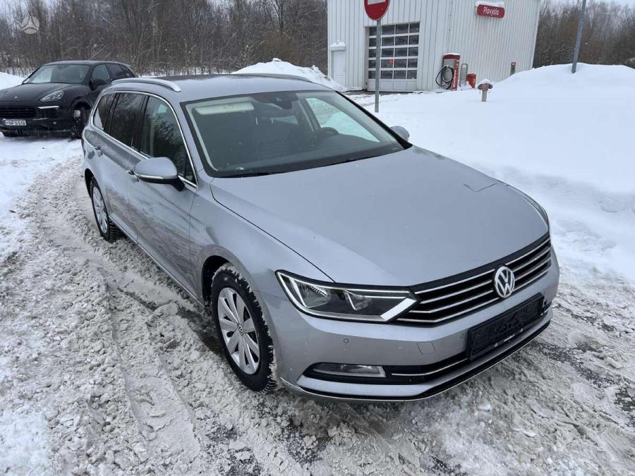 Pelēks Volkswagen Passat 2018 Panevēža, ar dzinēja tilpumu 1.97 L un nobraukumu 264 tūkst. km par 10999 €, foto 4 vietnē AUTOMOTO.COM.LV