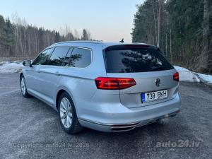 Grey Volkswagen Passat 2018 in Tallinn, with an engine capacity of 2.00 L and mileage of 268 thousand km for 14700 €, photo 2 on AUTOMOTO.COM.LV
