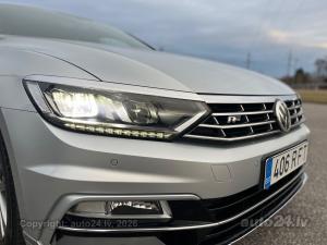 Grey Volkswagen Passat 2018 in Tallinn, with an engine capacity of 1.60 L and mileage of 203 thousand km for 15599 €, photo 9 on AUTOMOTO.COM.LV
