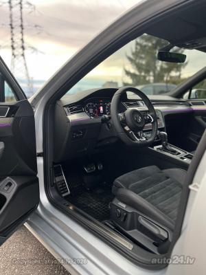 Grey Volkswagen Passat 2018 in Tallinn, with an engine capacity of 1.60 L and mileage of 203 thousand km for 15599 €, photo 11 on AUTOMOTO.COM.LV