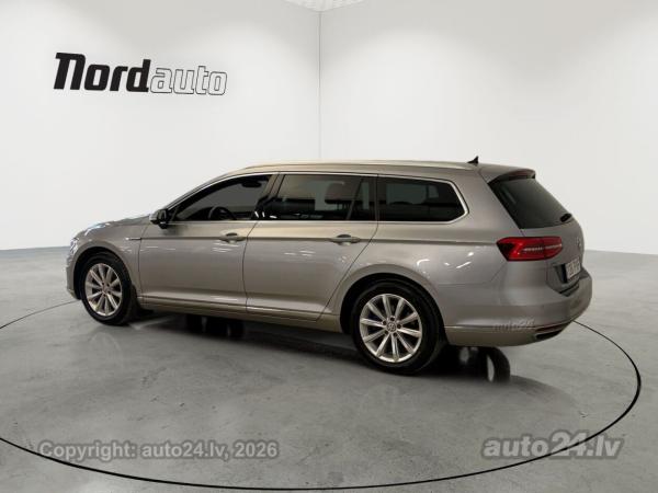 Grey Volkswagen Passat 2018 in Tallinn, with an engine capacity of 1.40 L and mileage of 133 thousand km for 17500 €, photo 5 on AUTOMOTO.COM.LV