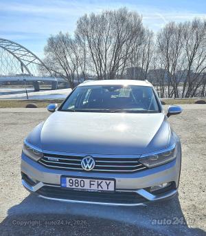 Grey Volkswagen Passat 2018 in Parnu, with an engine capacity of 2.00 L and mileage of 306 thousand km for 13000 €, photo  on AUTOMOTO.COM.LV