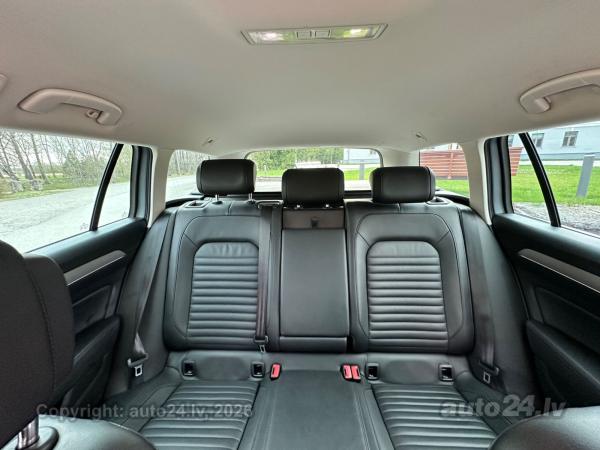Grey Volkswagen Passat 2018 in Tallinn, with an engine capacity of 2.00 L and mileage of 165 thousand km for 18900 €, photo 6 on AUTOMOTO.COM.LV