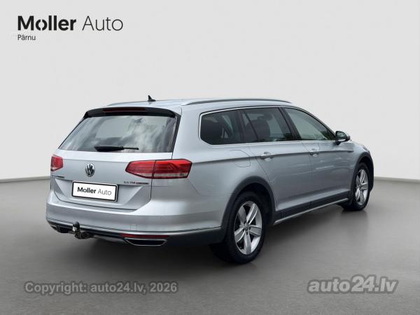 Grey Volkswagen Passat 2018 in Parnu, with an engine capacity of 2.00 L and mileage of 234 thousand km for 15900 €, photo 2 on AUTOMOTO.COM.LV
