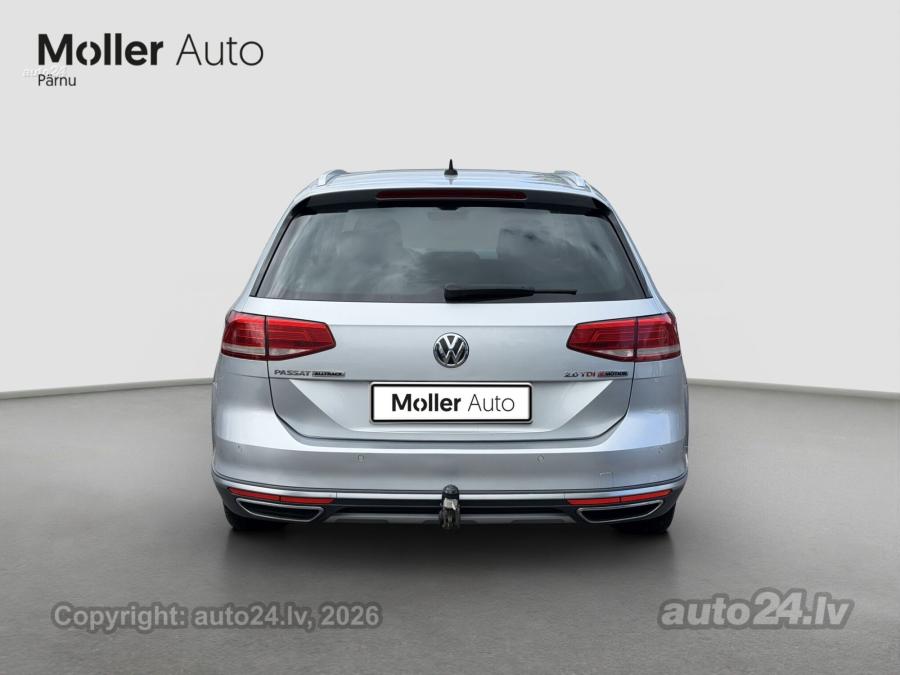 Grey Volkswagen Passat 2018 in Parnu, with an engine capacity of 2.00 L and mileage of 234 thousand km for 15900 €, photo 5 on AUTOMOTO.COM.LV